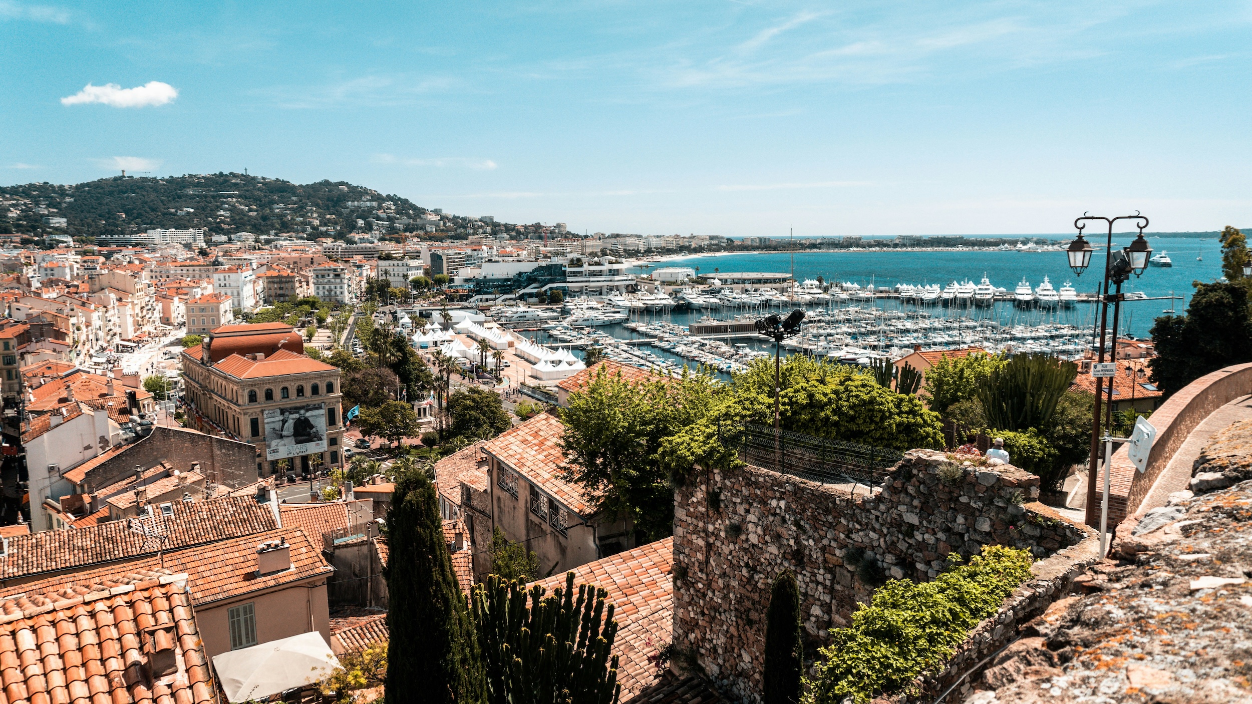 La Croisette à Cannes : Luxe et charme côtier